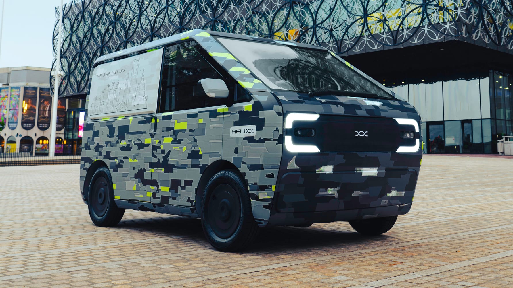 This 3D printed delivery van is the first of a full range of Helixx ...